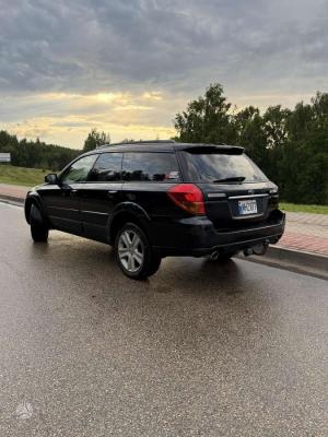 Melns Subaru Legacy 2004 Utena, ar dzinēja tilpumu 3.00 L un nobraukumu 330 tūkst. km par 3799 €, foto 8 vietnē AUTOMOTO.COM.LV
