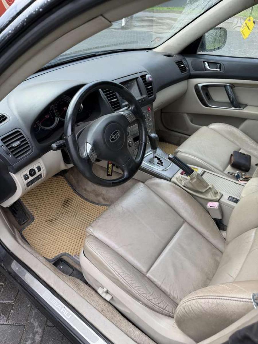 Melns Subaru Legacy 2004 Utena, ar dzinēja tilpumu 3.00 L un nobraukumu 330 tūkst. km par 3799 €, foto 20 vietnē AUTOMOTO.COM.LV
