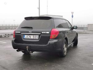 Melns Subaru Legacy 2005 Viļņa, ar dzinēja tilpumu 2.00 L un nobraukumu 232 tūkst. km par 1000 €, foto 5 vietnē AUTOMOTO.COM.LV