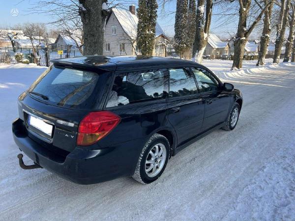 Melns Subaru Legacy 2005 Viļņa, ar dzinēja tilpumu 1.99 L un nobraukumu 350 tūkst. km par 1400 €, foto 3 vietnē AUTOMOTO.COM.LV