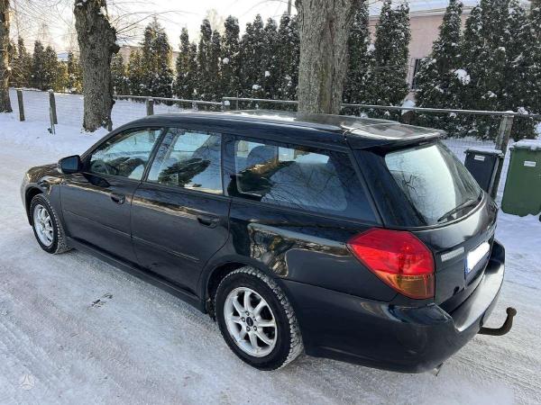 Melns Subaru Legacy 2005 Viļņa, ar dzinēja tilpumu 1.99 L un nobraukumu 350 tūkst. km par 1400 €, foto 4 vietnē AUTOMOTO.COM.LV