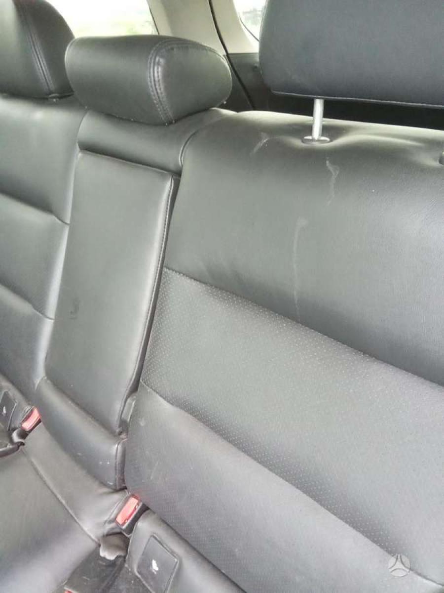 Melns Subaru Legacy 2005 Šauļi, ar dzinēja tilpumu 2.50 L un nobraukumu 123 tūkst. km par 1150 €, foto 4 vietnē AUTOMOTO.COM.LV
