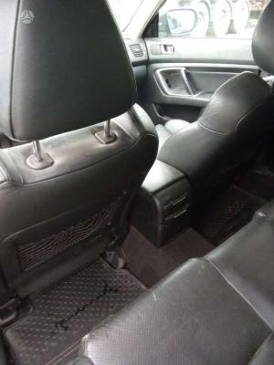 Melns Subaru Legacy 2005 Šauļi, ar dzinēja tilpumu 2.50 L un nobraukumu 123 tūkst. km par 1150 €, foto 5 vietnē AUTOMOTO.COM.LV