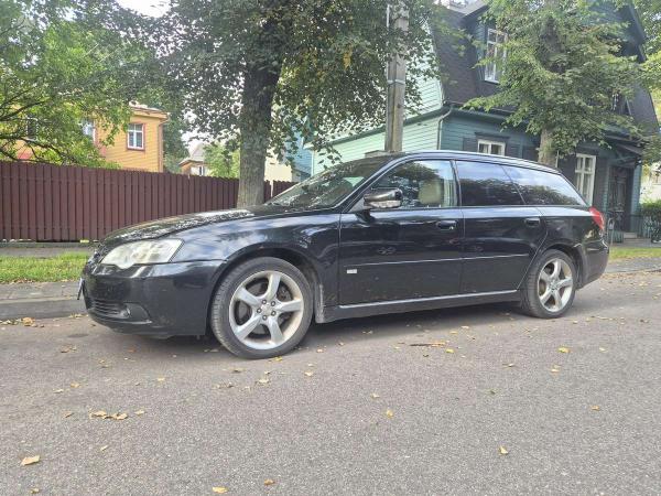 Subaru Legacy 2005 in Vilnius on AUTOMOTO.COM.LV Black Subaru Legacy 2005 in Vilnius, with an engine capacity of 3.00 L and mileage of 312 thousand km for 2300 €, photo 1 on AUTOMOTO.COM.LV