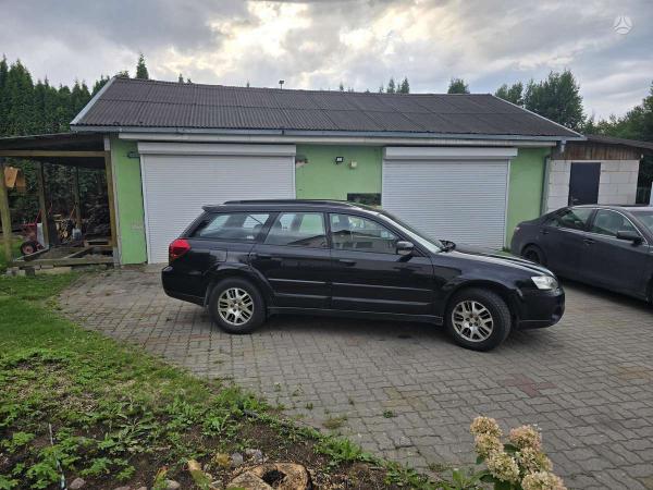 Melns Subaru Legacy 2006 Viļņa, ar dzinēja tilpumu 2.46 L un nobraukumu 396 tūkst. km par 1800 €, foto 3 vietnē AUTOMOTO.COM.LV