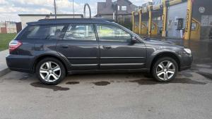 Melns Subaru Legacy 2007 Kauņa, ar dzinēja tilpumu 2.46 L un nobraukumu 323 tūkst. km par 1850 €, foto 3 vietnē AUTOMOTO.COM.LV