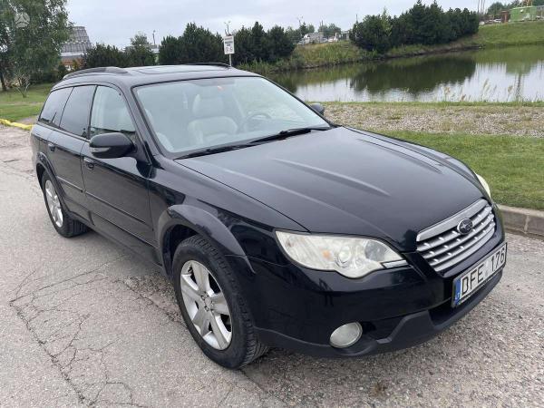 Black Subaru Legacy 2007 in Vilnius, with an engine capacity of 2.46 L and mileage of 192 thousand km for 2950 €, photo 1 on AUTOMOTO.COM.LV