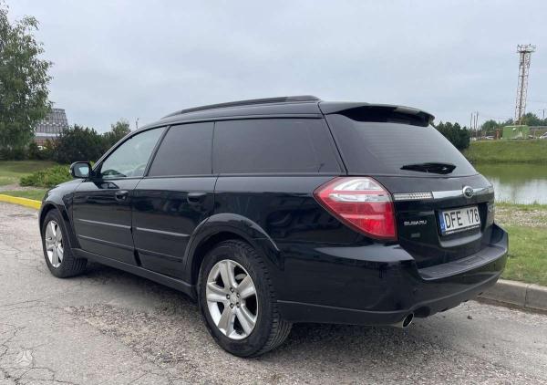 Black Subaru Legacy 2007 in Vilnius, with an engine capacity of 2.46 L and mileage of 192 thousand km for 2950 €, photo 5 on AUTOMOTO.COM.LV