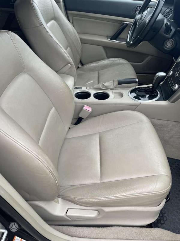 Black Subaru Legacy 2007 in Vilnius, with an engine capacity of 2.46 L and mileage of 192 thousand km for 2950 €, photo 10 on AUTOMOTO.COM.LV