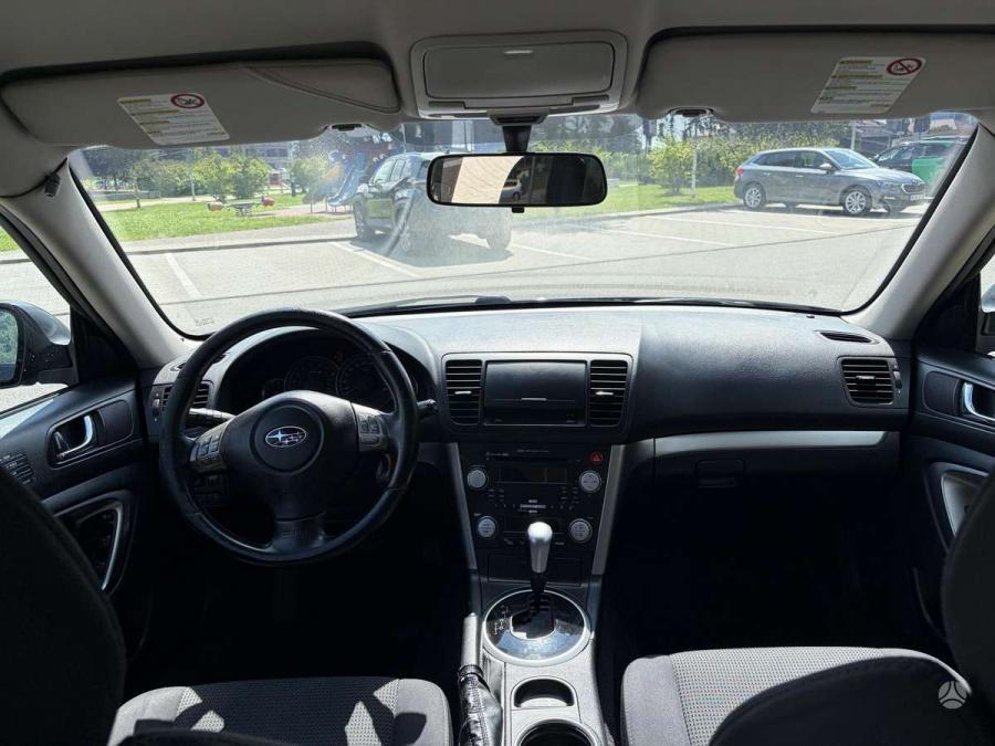 Melns Subaru Legacy 2008 Viļņa, ar dzinēja tilpumu 2.46 L un nobraukumu 200 tūkst. km par 2750 €, foto 12 vietnē AUTOMOTO.COM.LV
