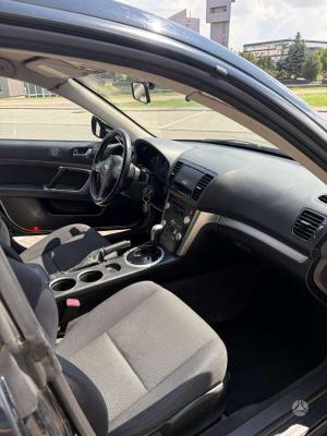 Melns Subaru Legacy 2008 Viļņa, ar dzinēja tilpumu 2.46 L un nobraukumu 200 tūkst. km par 2750 €, foto 15 vietnē AUTOMOTO.COM.LV
