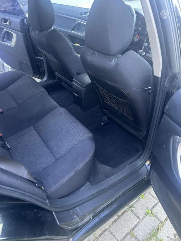 Black Subaru Legacy 2008 in Vilnius, with an engine capacity of 2.00 L and mileage of 373 thousand km for 3000 €, photo 6 on AUTOMOTO.COM.LV