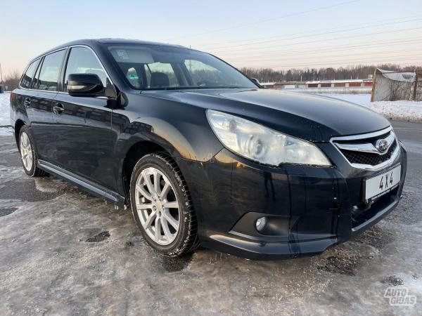 Black Subaru Legacy 2010 in Kaunas, with an engine capacity of 2.50 L and mileage of 230 thousand km for 3200 €, photo 6 on AUTOMOTO.COM.LV