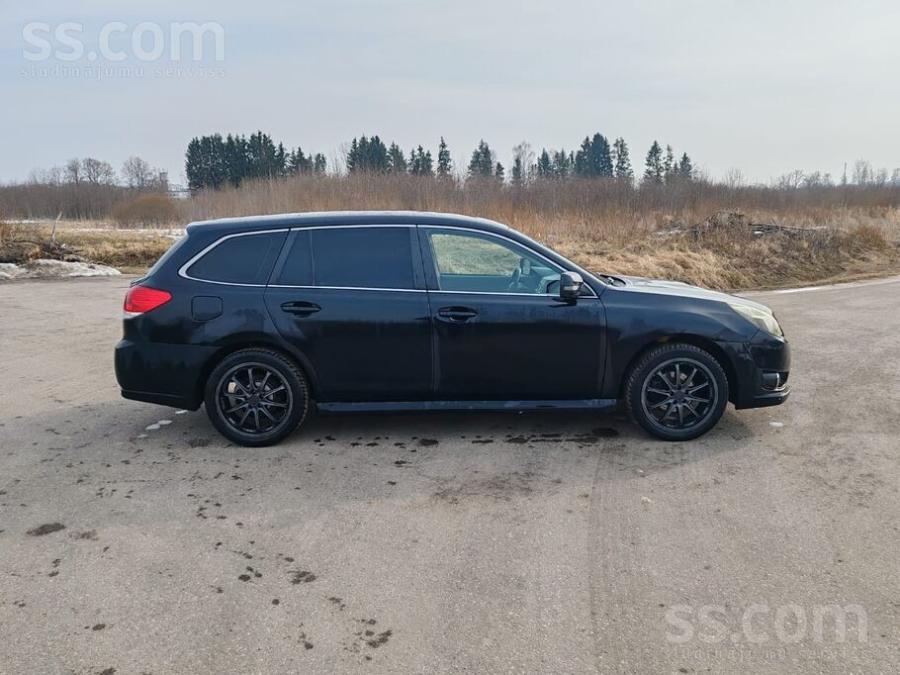 Melns Subaru Legacy 2010 Gulbene, ar dzinēja tilpumu 2.00 L un nobraukumu 243 tūkst. km par 3550 €, foto 4 vietnē AUTOMOTO.COM.LV