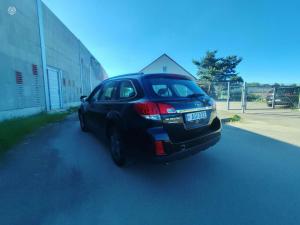 Black Subaru Legacy 2010 in Radviliskis, with an engine capacity of 2.00 L and mileage of 240 thousand km for 2300 €, photo  on AUTOMOTO.COM.LV