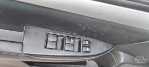 Black Subaru Legacy 2011 in Vilnius, with an engine capacity of 2.00 L and mileage of 250 thousand km for 1400 €, photo 5 on AUTOMOTO.COM.LV