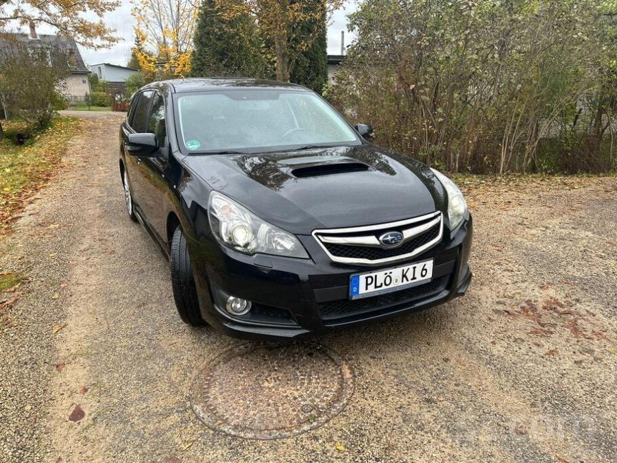 Melns Subaru Legacy 2011 Ludza, ar dzinēja tilpumu 2.00 L un nobraukumu 0 tūkst. km par 3300 €, foto 3 vietnē AUTOMOTO.COM.LV