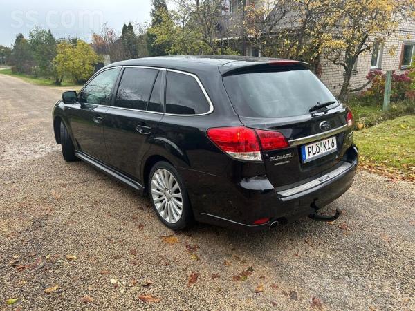Black Subaru Legacy 2011 in Ludza, with an engine capacity of 2.00 L and mileage of 0 thousand km for 3300 €, photo 6 on AUTOMOTO.COM.LV