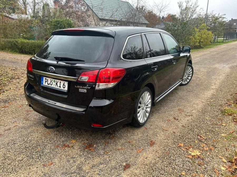 Black Subaru Legacy 2011 in Ludza, with an engine capacity of 2.00 L and mileage of 0 thousand km for 3300 €, photo 9 on AUTOMOTO.COM.LV