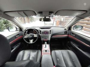 Melns Subaru Legacy 2012 Viļņa, ar dzinēja tilpumu 2.46 L un nobraukumu 315 tūkst. km par 2700 €, foto 2 vietnē AUTOMOTO.COM.LV