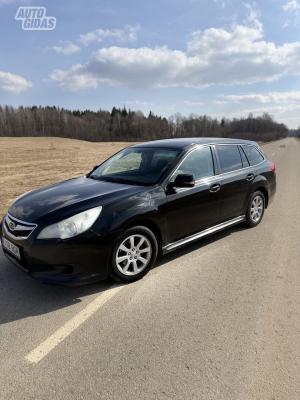 Black Subaru Legacy 2012 in Ignalina, with an engine capacity of 2.00 L and mileage of 250 thousand km for 3600 €, photo 3 on AUTOMOTO.COM.LV