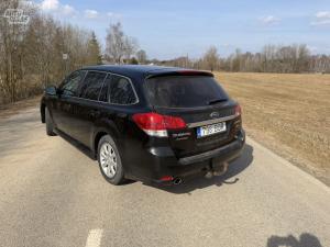 Black Subaru Legacy 2012 in Ignalina, with an engine capacity of 2.00 L and mileage of 250 thousand km for 3600 €, photo 4 on AUTOMOTO.COM.LV