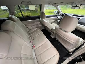 Black Subaru Legacy 2012 in Tallinn, with an engine capacity of 2.50 L and mileage of 178 thousand km for 4000 €, photo 5 on AUTOMOTO.COM.LV