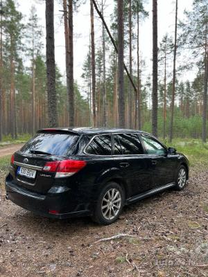 Black Subaru Legacy 2012 in Tallinn, with an engine capacity of 2.50 L and mileage of 178 thousand km for 4000 €, photo 11 on AUTOMOTO.COM.LV