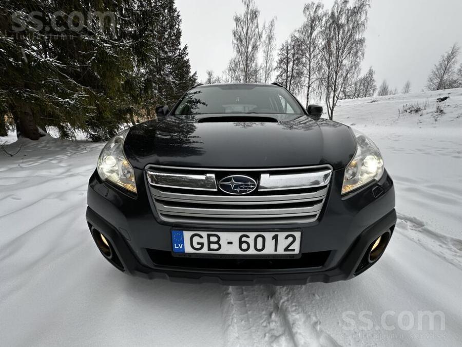 Melns Subaru Legacy 2014 Daugavpils, ar dzinēja tilpumu 2.00 L un nobraukumu 329 tūkst. km par 5000 €, foto 5 vietnē AUTOMOTO.COM.LV
