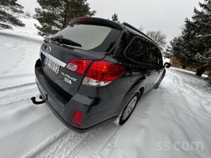 Melns Subaru Legacy 2014 Daugavpils, ar dzinēja tilpumu 2.00 L un nobraukumu 329 tūkst. km par 5000 €, foto 8 vietnē AUTOMOTO.COM.LV