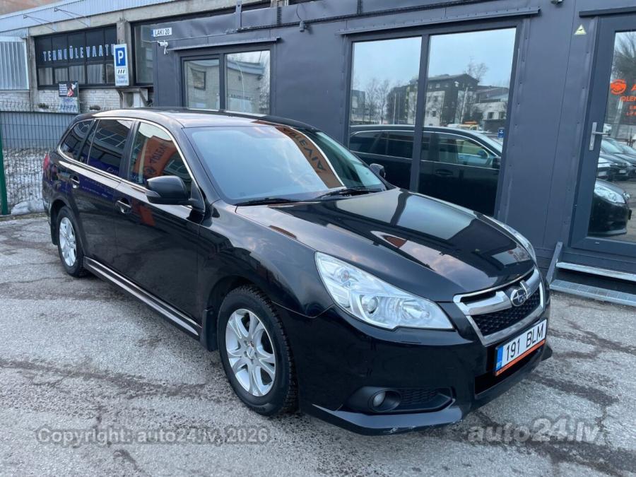 Black Subaru Legacy 2014 in Tallinn, with an engine capacity of 2.50 L and mileage of 275 thousand km for 4290 €, photo 3 on AUTOMOTO.COM.LV