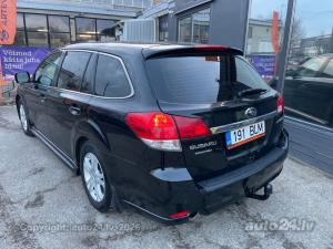 Black Subaru Legacy 2014 in Tallinn, with an engine capacity of 2.50 L and mileage of 275 thousand km for 4290 €, photo 5 on AUTOMOTO.COM.LV