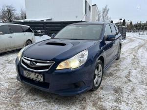 Blue Subaru Legacy 2010 in Vilnius, with an engine capacity of 2.00 L and mileage of 355 thousand km for 1400 €, photo 3 on AUTOMOTO.COM.LV
