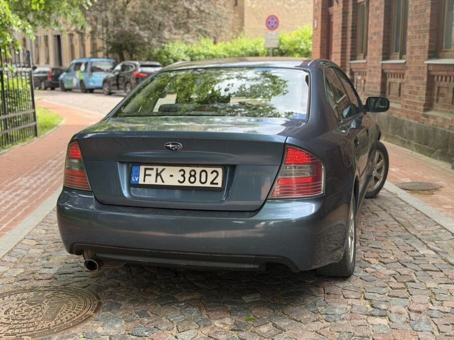 Zils Subaru Legacy 2005 Cēsis, ar dzinēja tilpumu 2.00 L un nobraukumu 387 tūkst. km par 1290 €, foto 6 vietnē AUTOMOTO.COM.LV