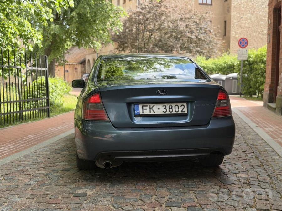 Zils Subaru Legacy 2005 Cēsis, ar dzinēja tilpumu 2.00 L un nobraukumu 387 tūkst. km par 1290 €, foto 8 vietnē AUTOMOTO.COM.LV