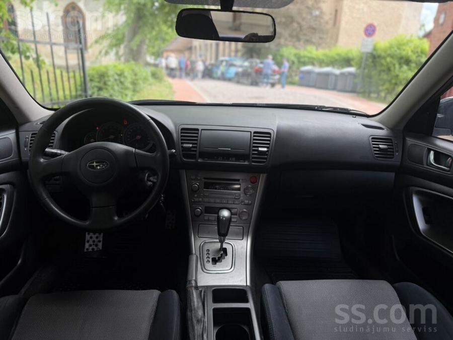 Zils Subaru Legacy 2005 Cēsis, ar dzinēja tilpumu 2.00 L un nobraukumu 387 tūkst. km par 1290 €, foto 13 vietnē AUTOMOTO.COM.LV