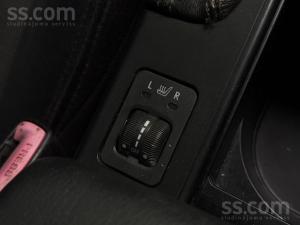 Zils Subaru Legacy 2005 Cēsis, ar dzinēja tilpumu 2.00 L un nobraukumu 387 tūkst. km par 1290 €, foto 15 vietnē AUTOMOTO.COM.LV