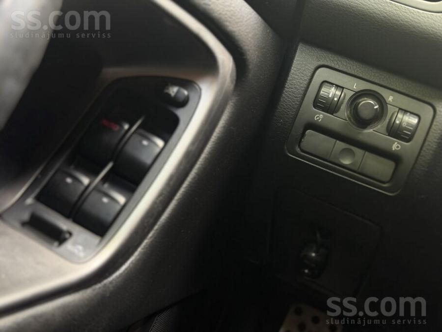Zils Subaru Legacy 2005 Cēsis, ar dzinēja tilpumu 2.00 L un nobraukumu 387 tūkst. km par 1290 €, foto 16 vietnē AUTOMOTO.COM.LV