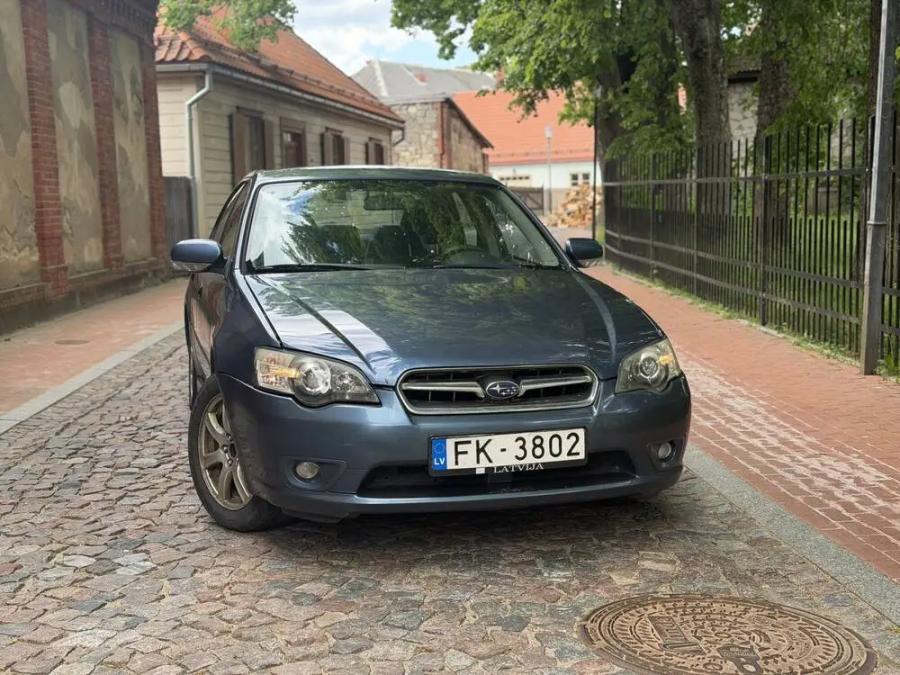 Blue Subaru Legacy 2005 in Cesis, with an engine capacity of 2.00 L and mileage of 387 thousand km for 1290 €, photo 1 on AUTOMOTO.COM.LV