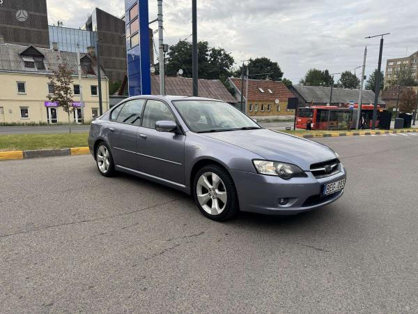 Blue Subaru Legacy 2006 in Vilnius, with an engine capacity of 1.99 L and mileage of 209 thousand km for 950 €, photo 3 on AUTOMOTO.COM.LV