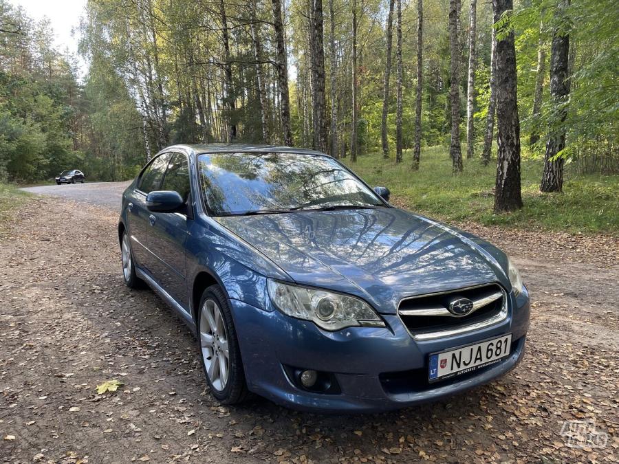 Blue Subaru Legacy 2007 in Vilnius, with an engine capacity of 2.00 L and mileage of 128 thousand km for 2700 €, photo 2 on AUTOMOTO.COM.LV