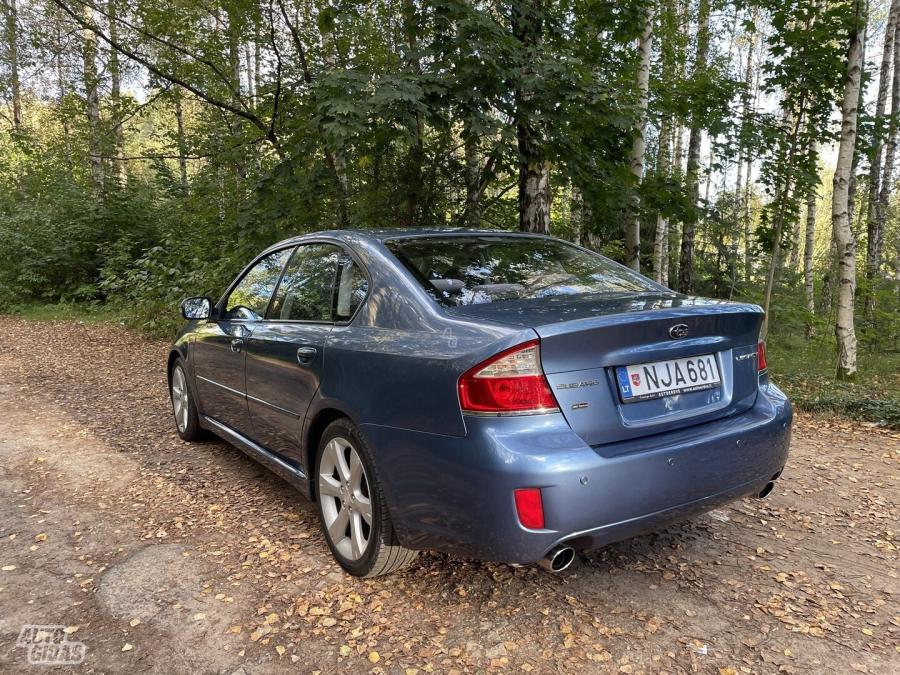 Blue Subaru Legacy 2007 in Vilnius, with an engine capacity of 2.00 L and mileage of 128 thousand km for 2700 €, photo 6 on AUTOMOTO.COM.LV