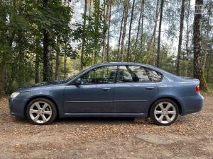 Blue Subaru Legacy 2007 in Vilnius, with an engine capacity of 2.00 L and mileage of 128 thousand km for 2700 €, photo 7 on AUTOMOTO.COM.LV