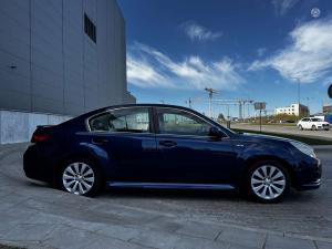 Zils Subaru Legacy 2010 Viļņa, ar dzinēja tilpumu 3.63 L un nobraukumu 265 tūkst. km par 3400 €, foto 6 vietnē AUTOMOTO.COM.LV