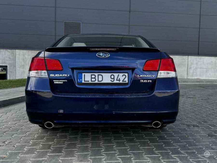 Zils Subaru Legacy 2010 Viļņa, ar dzinēja tilpumu 3.63 L un nobraukumu 265 tūkst. km par 3400 €, foto 11 vietnē AUTOMOTO.COM.LV
