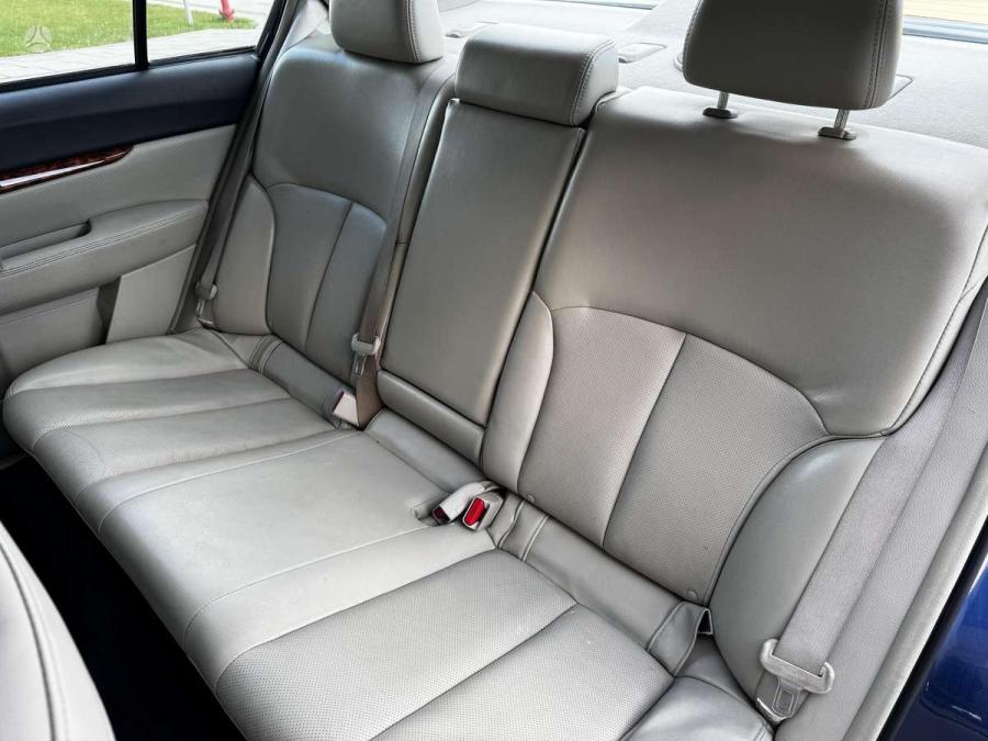 Zils Subaru Legacy 2010 Viļņa, ar dzinēja tilpumu 3.63 L un nobraukumu 265 tūkst. km par 3400 €, foto 16 vietnē AUTOMOTO.COM.LV