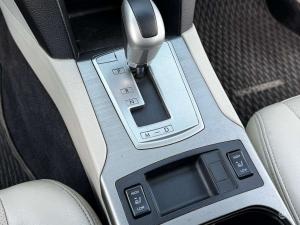 Zils Subaru Legacy 2010 Viļņa, ar dzinēja tilpumu 3.63 L un nobraukumu 265 tūkst. km par 3400 €, foto 24 vietnē AUTOMOTO.COM.LV