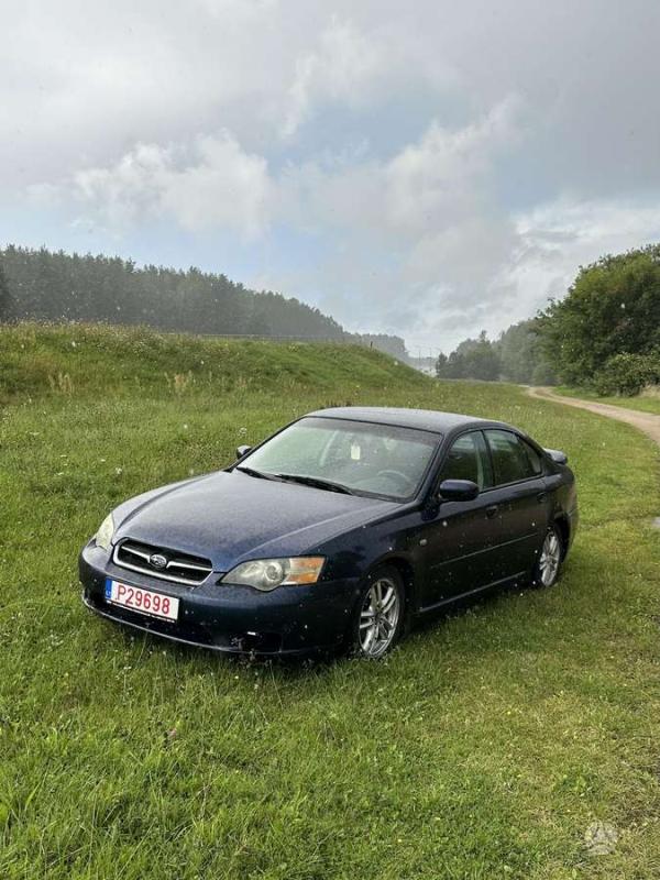 Blue Subaru Legacy 2010 in Vilnius, with an engine capacity of 2.46 L and mileage of 138 thousand km for 1200 €, photo 1 on AUTOMOTO.COM.LV