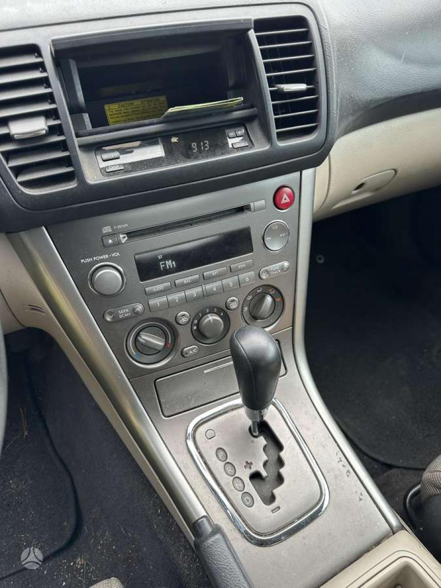 Синий Субару Легаси 2010 в Вильнюс, объемом двигателя 2.46 л и пробегом 138 тыс. км за 1200 €, фото 14 на AUTOMOTO.COM.LV