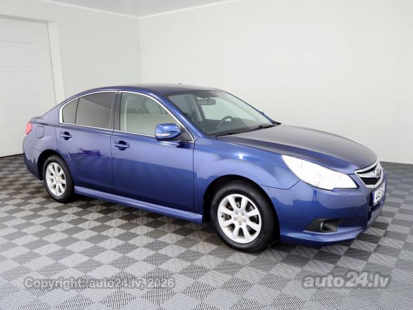 Zils Subaru Legacy 2011 Tallina, ar dzinēja tilpumu 2.00 L un nobraukumu 292 tūkst. km par 2599 €, foto 1 vietnē AUTOMOTO.COM.LV